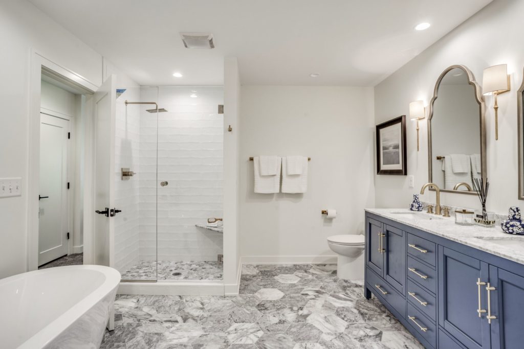 3 Tips for a Simple Bathroom Makeover | Von Companies, LLC